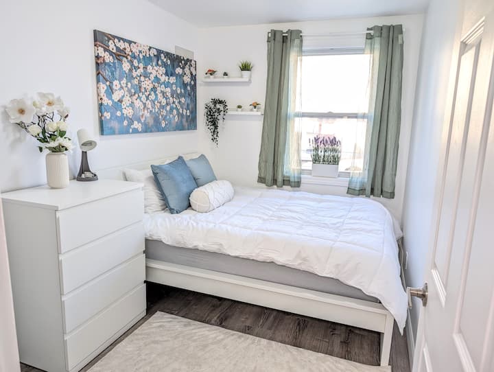 1-bedroom, Sleeps 4 - Gatineau