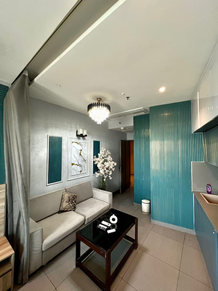 42nd Floor Supernova 11am To 6pm Half Day - Noida