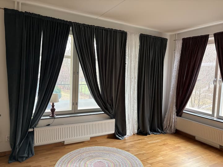 Rymligt 20 Kvm Rum På Lidingö, Nära Allt Och Lugnt - Stockholm