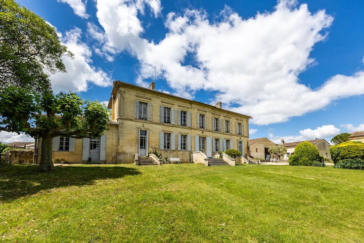 Le Château - Château Le Noble - France