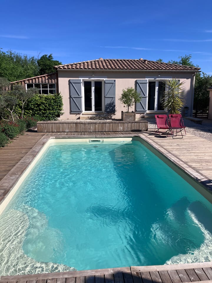 Pont Du Gard à Pied : Maison Avec Sauna & Piscine - Gard