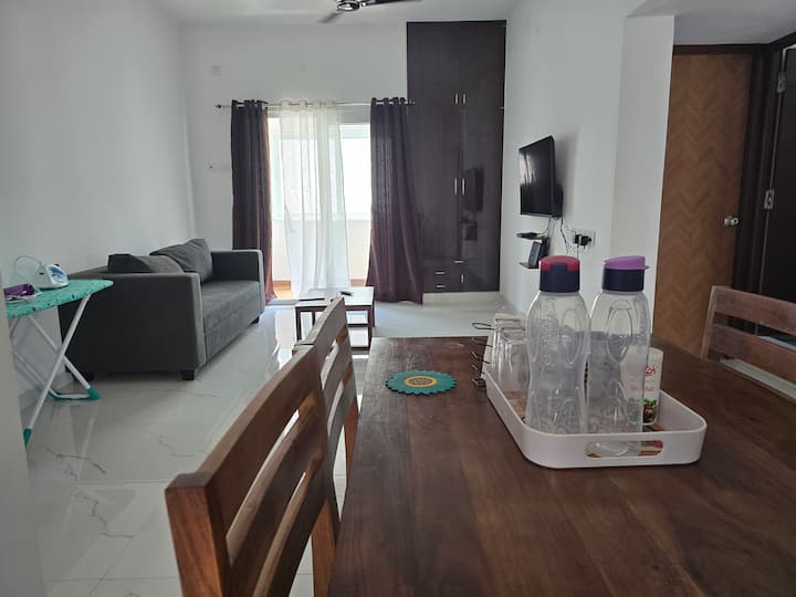 2bhk Near Velachery Station | Kamakshi Hospital F2 - Chennai