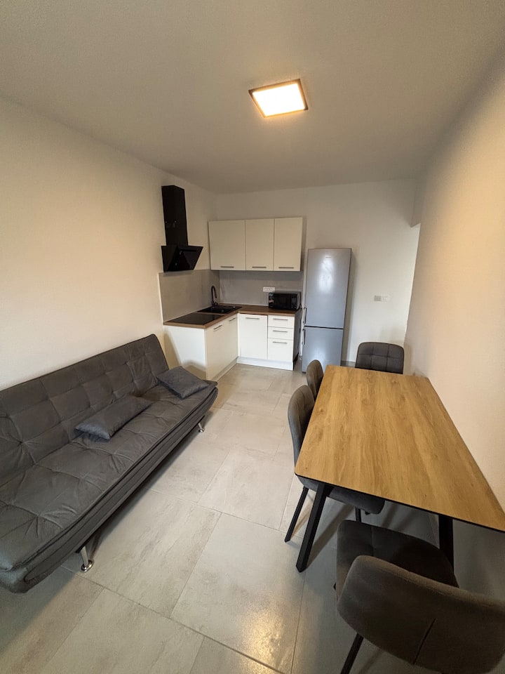Moderan Apartman U Mirnoj Ulici - Starigrad