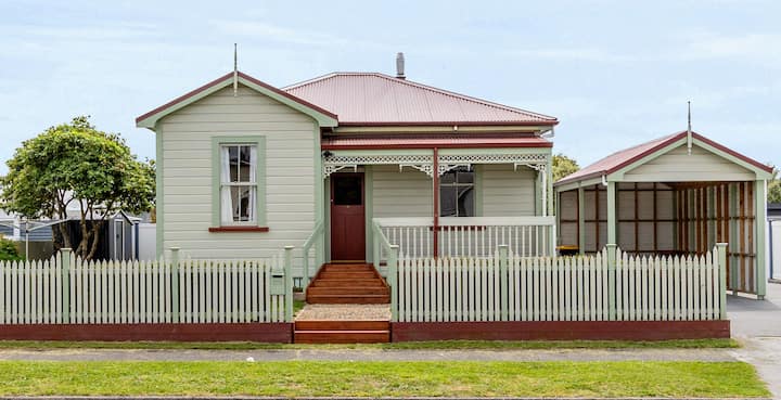 Classic Nz Villa In The Heart Of Hobbiton - Matamata