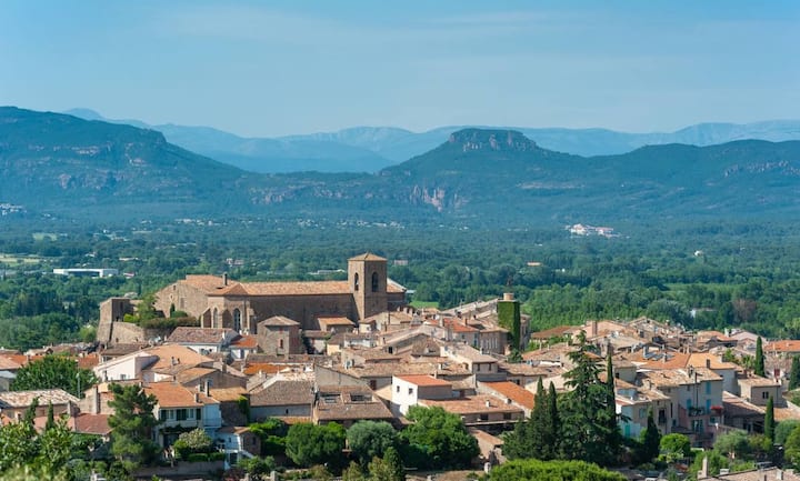 Atypical Flat In Centre Of A Provençal Village - Roquebrune-sur-Argens