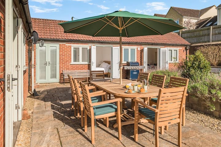 3 Bed In Bradenstoke (Oc-s40251) - Calne