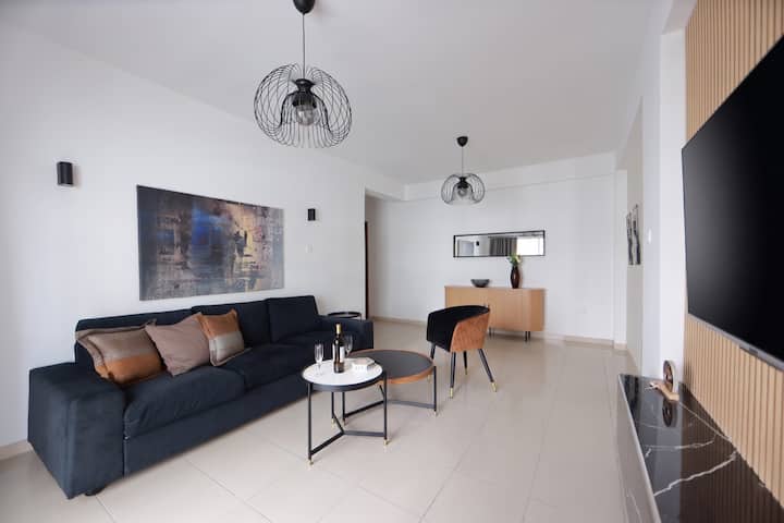 Telmar Central Modern Retreat - Larnaca