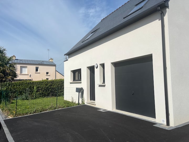 Petite Maison De Ville Très Récente (2024) - Finistère
