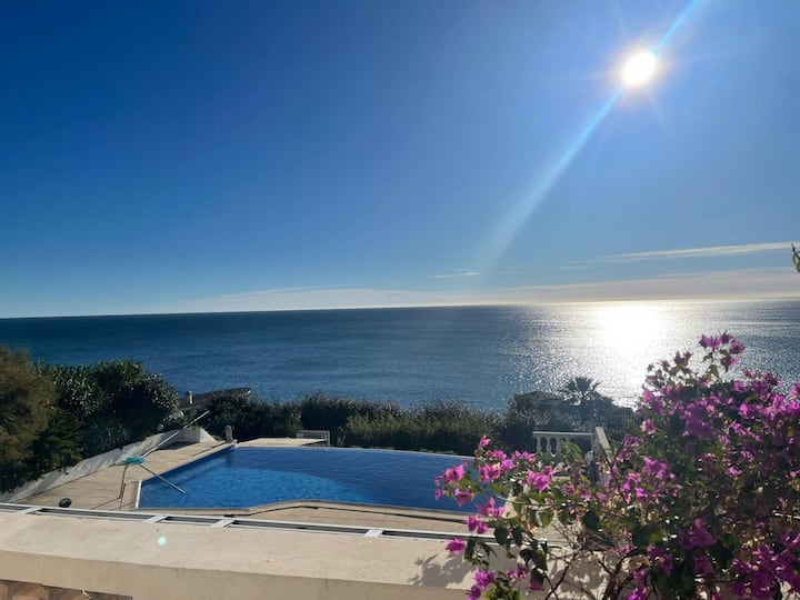 Maison 5 Chambres - 180° Vue Mer Exceptionnelle - Fréjus