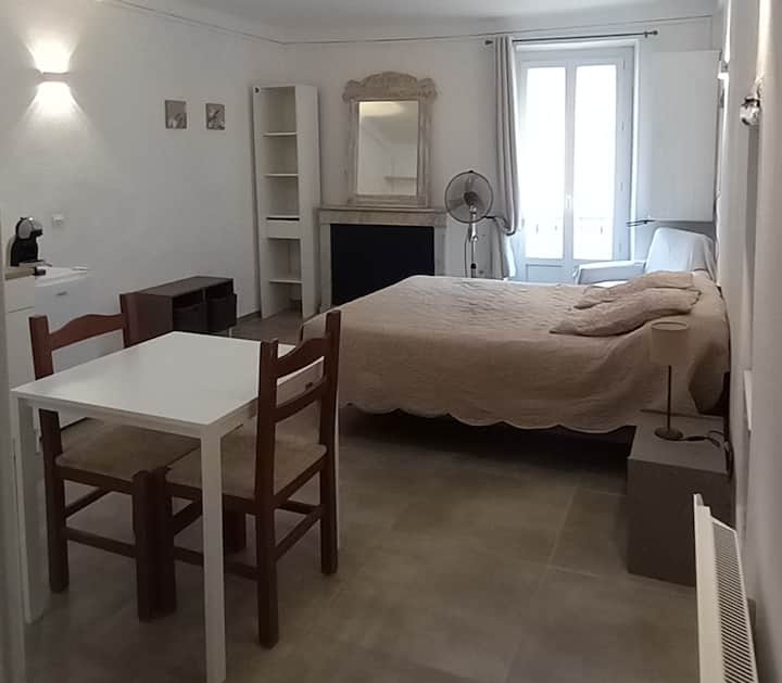 Studio Au Cœur De La Citadelle. - Plage du petit Sperone