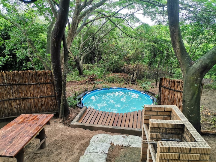 Livingstone Hide, Nestled In The Heart Of Kosi Bay - Manguzi