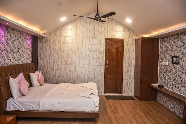 1room In A Farm | Sasan Gir Moonknight Hospitality - Sasan Gir