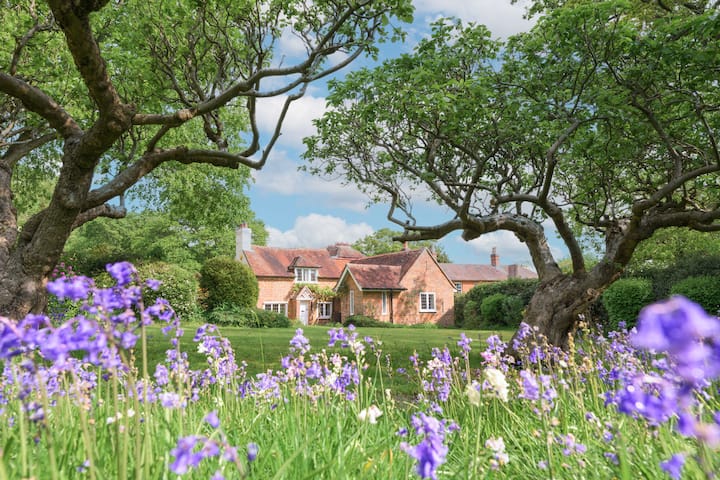 Crooked Cottage - Beaulieu