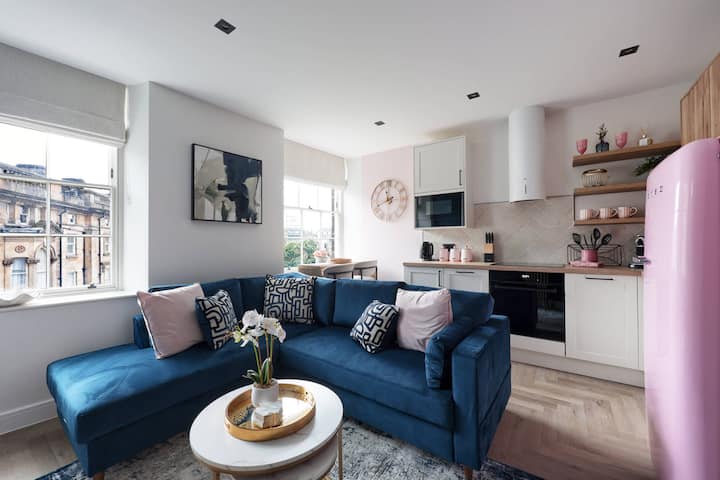 Stylish 2 Bed 2 Bath - Central Harrogate - 哈羅蓋特