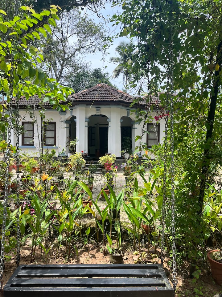 Mannadiyil Heritage Home Stay - Kottayam