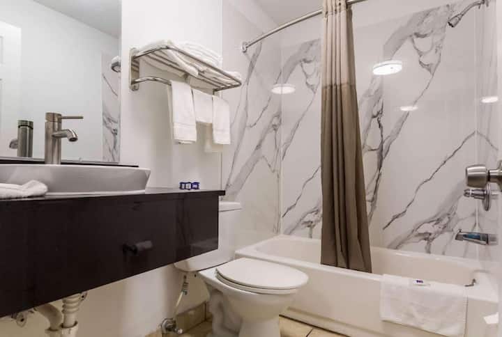 Motel 6 Gulf Shores, Al_1 King Bed | Nsm - Gulf Shores, AL