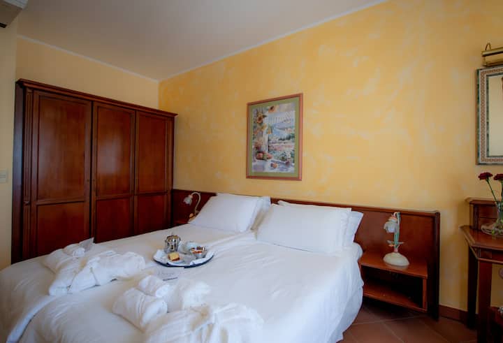 Deluxe Apartment - 2 Room - Follonica