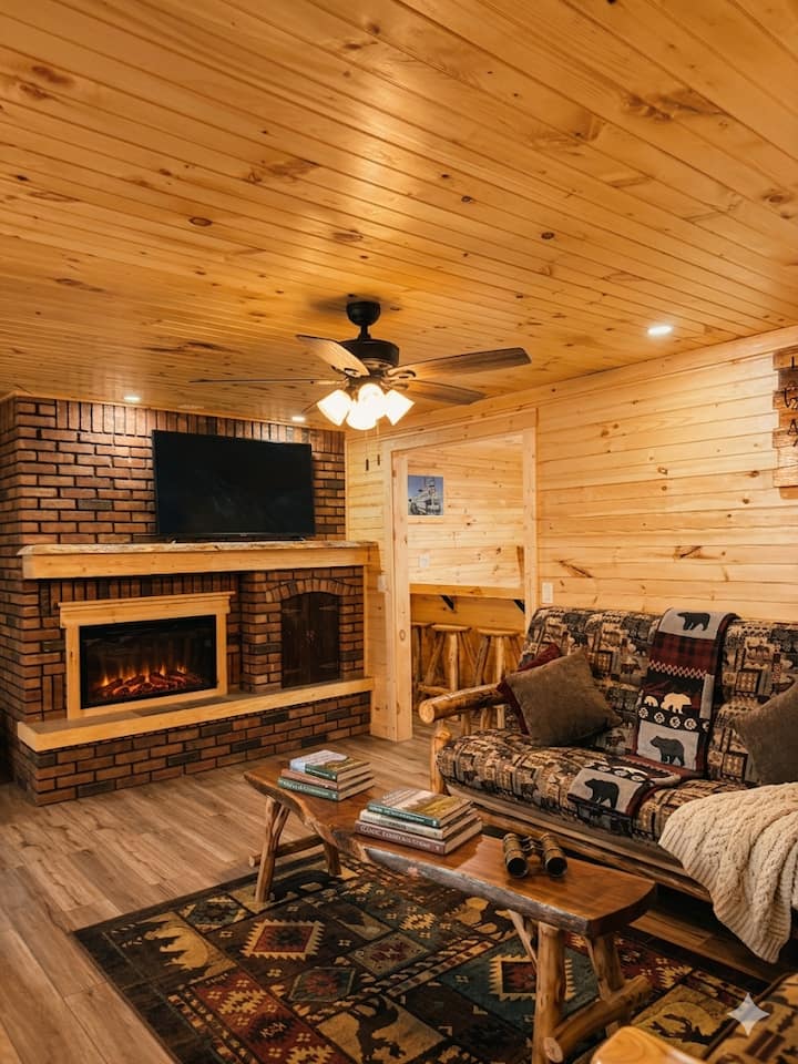 Ultimate Lg Adventure Basecamp | Sleeps 12 - Lake George, NY