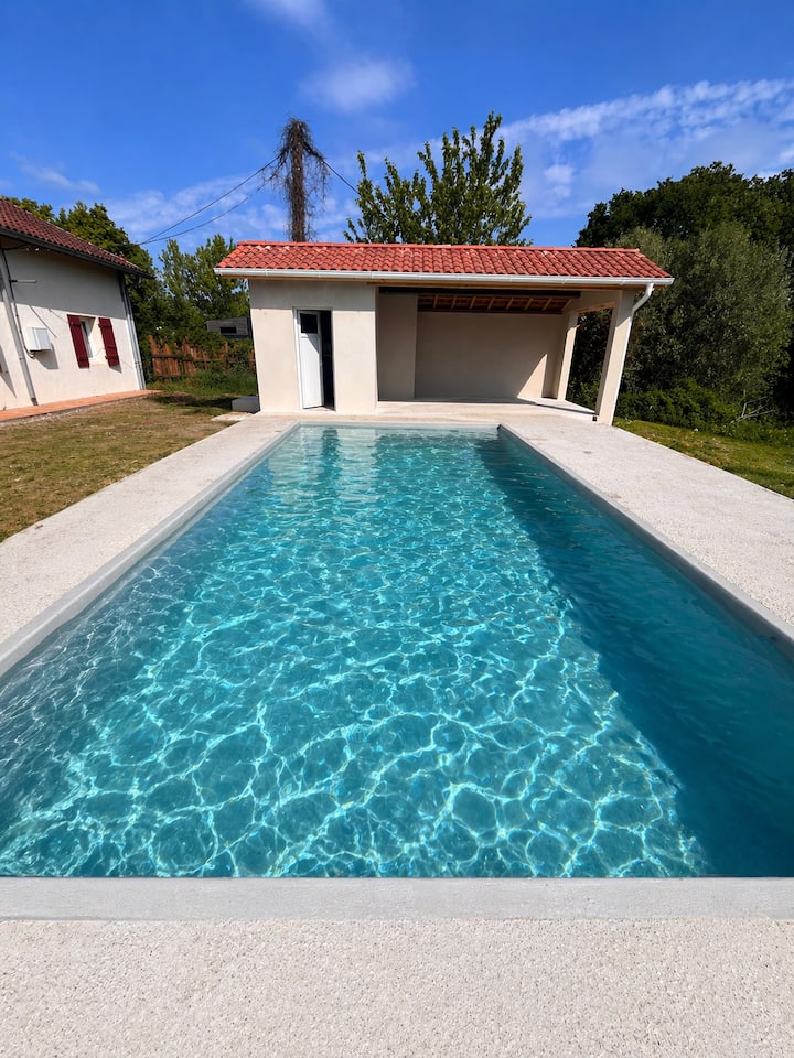 T 3 Dans Ferme Rénovée Avec Piscine - Pays basque français