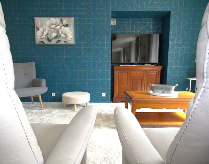 Maison 9 Pers – Grand Patio à 15 Min Du Zoo - Le Lude
