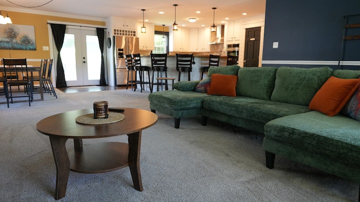 Trailhead House | Cozy Hiking Retreat - Harpers Ferry, WV