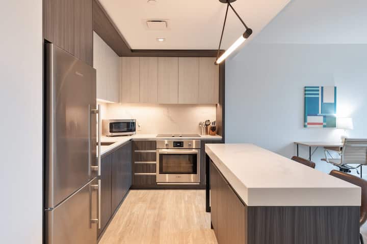 Luxury Seaport Stay | Rooftop & Pool - Boston, MA