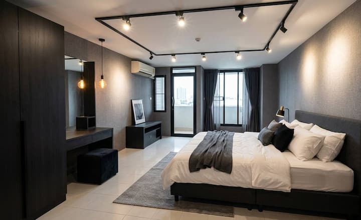 Prime 57 Stay Bangkok - Bang Phli District