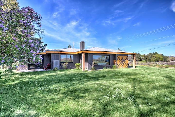 Rock Creek Canyon | 3br, Hot Tubs, Sauna, Fire Pit - Twin Falls, ID