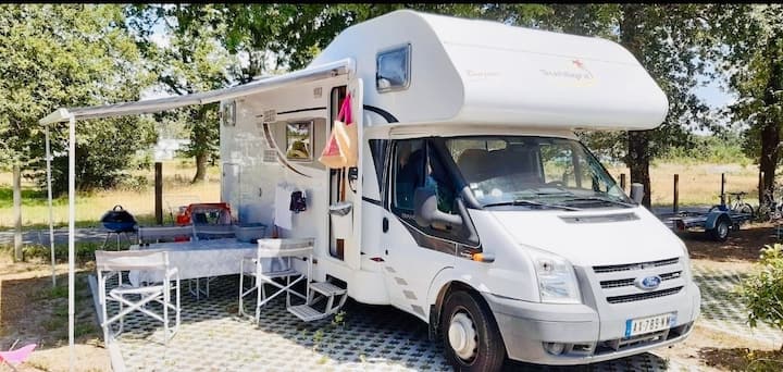 Camping-car Tout Confort - Avranches