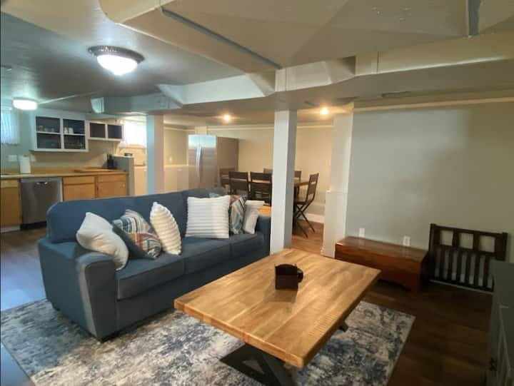 Pets Welcome! No Breed Or Size Restrictions! - Salem, OR