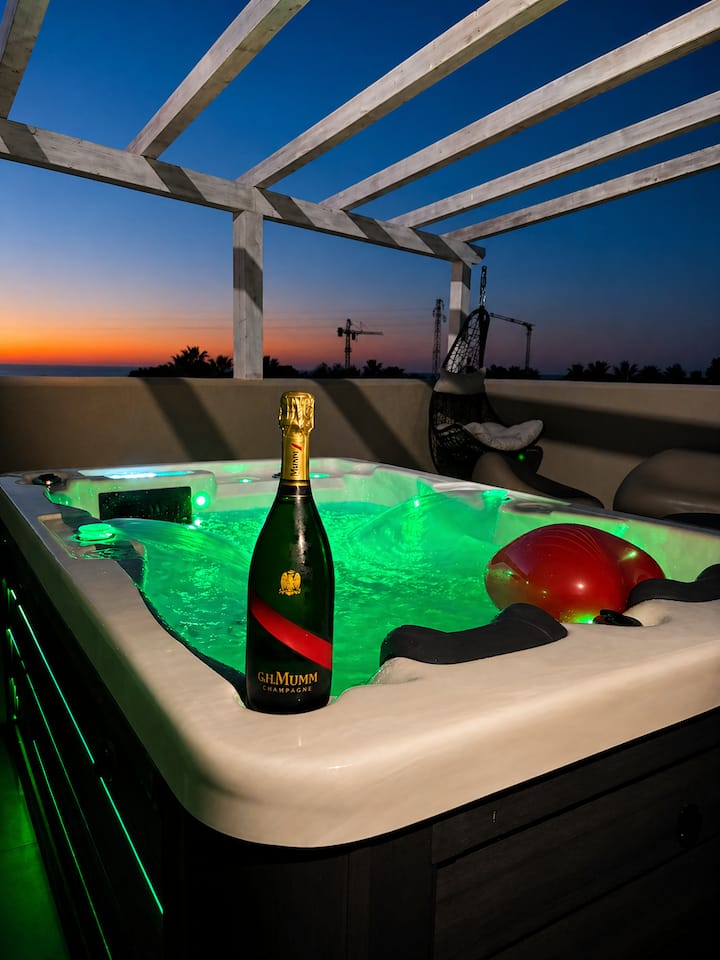 Luxury Villa With Private Jacuzzi Near Cefalù - Campofelice di Roccella
