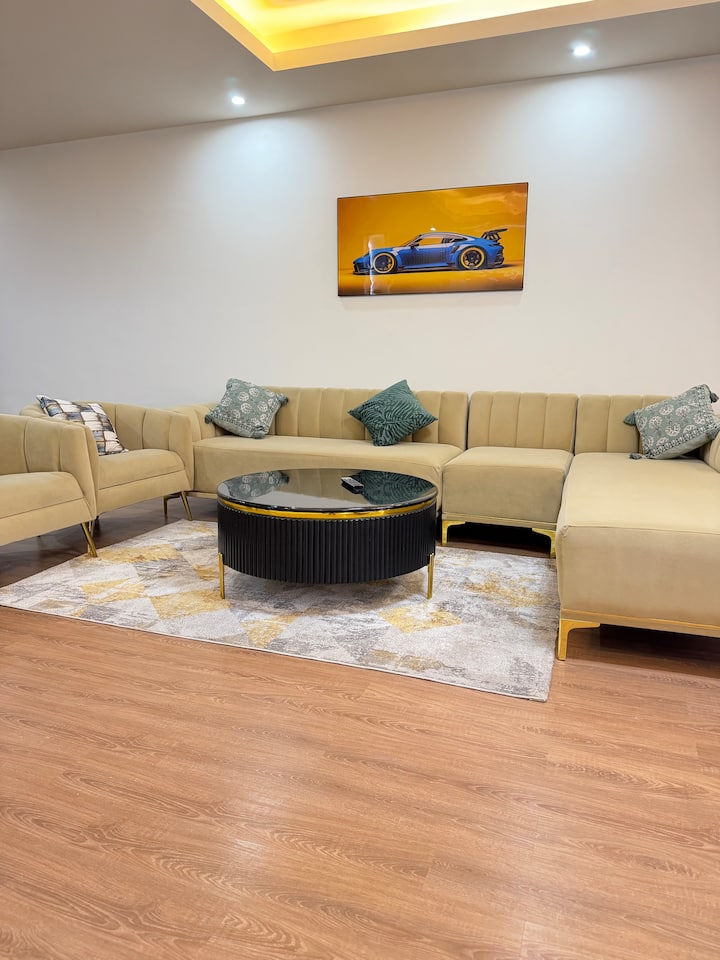 Spacious 4br Apartment | 7 Min To Airport - Addis Ababa