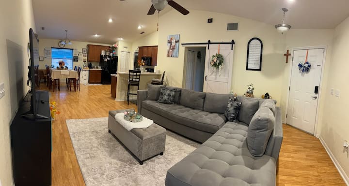 Theme Parks+lakeside Vibes Country Farmhouse - Winter Haven