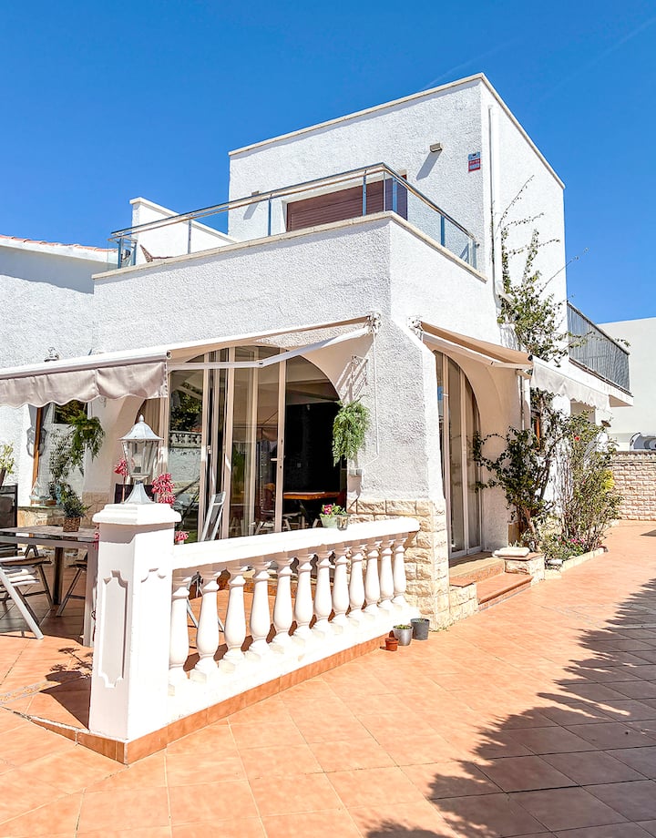 Casa Familiar Cerca De La Playa En Cambrils - Cambrils