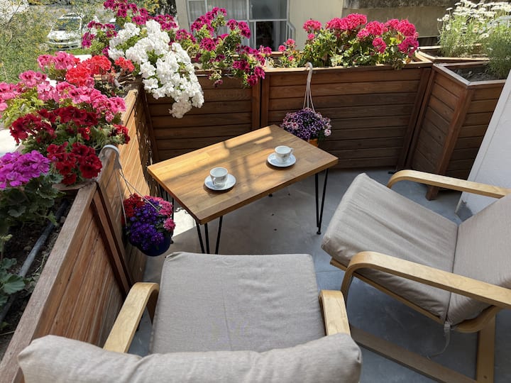 Luxury Terrace House In Central - Bornova