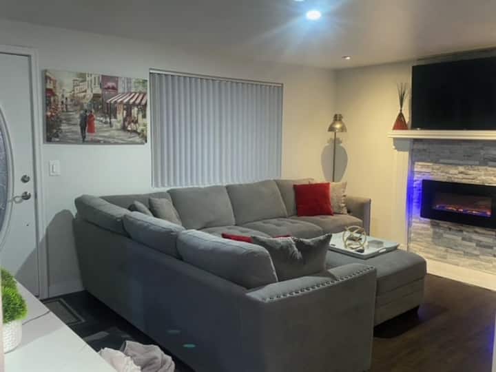 Executive 3 Bed 2 Bath Updated Orchards Home - Lewiston