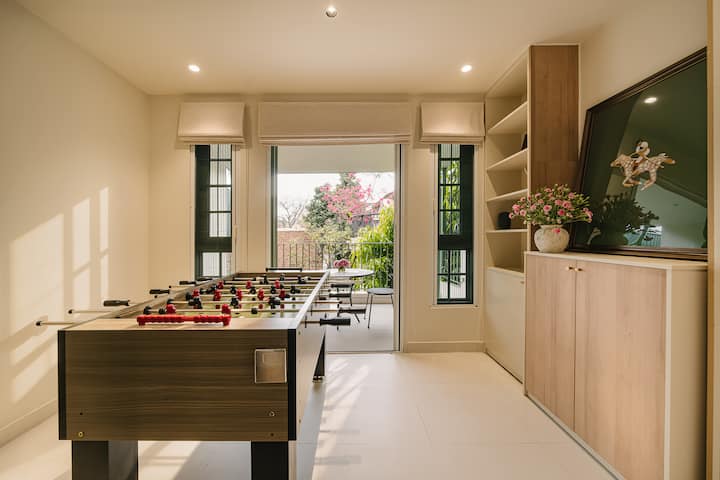 Hidden Lake Retreat|traditional Around|dainty View - Chine