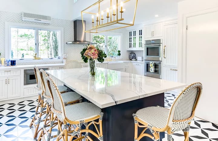 New To Market, Northwest Ultimate Sanctuary. - Sag Harbor, NY