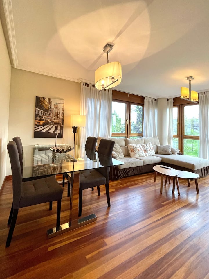 Luminoso Apartamento En Parque + Parking Y Terraza - Gijón