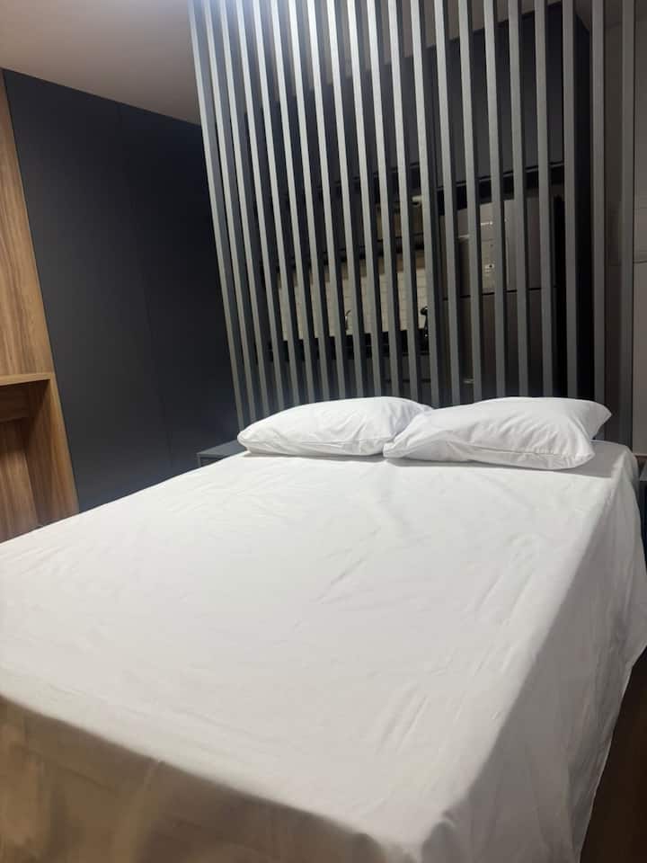 Flat Aconchegante Com Ar Cond. E Perto De Tudo - Campo Grande