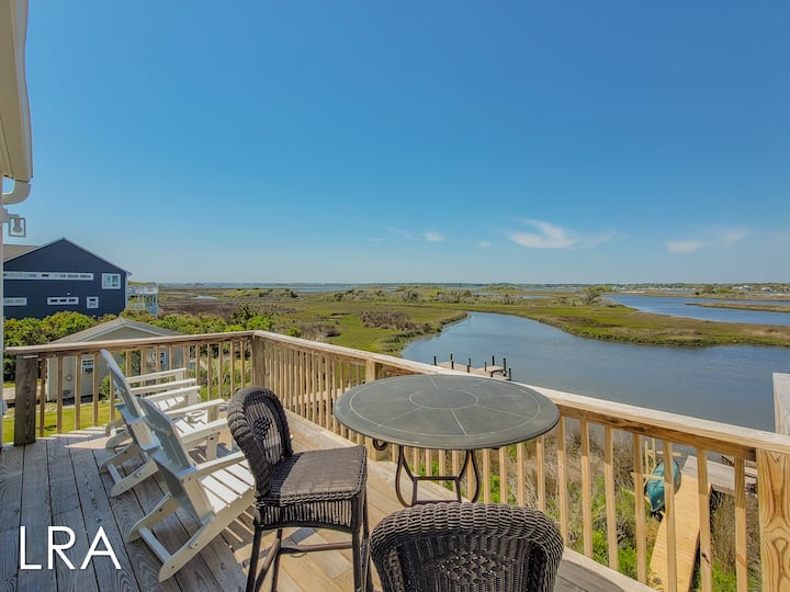The Sandcastle: Renovated + Ready For You - Surf City, NC