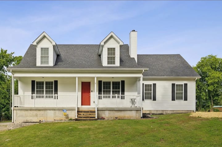 Cozy Home In Country But 10 Mins From Interstate - Lebanon, TN