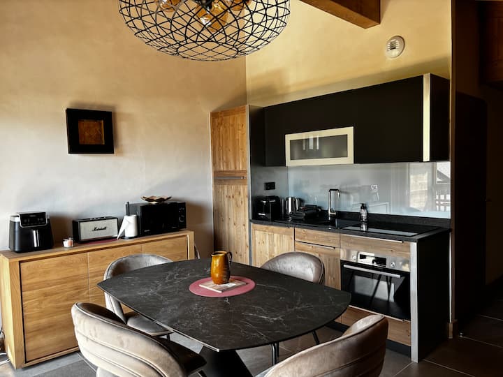 Très Bel Appartement Neuf. Ambiance Chaleureuse. - Les Gets