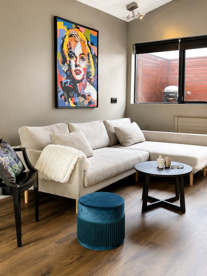 Great Location Beautiful House - Private Terrace - Islanda