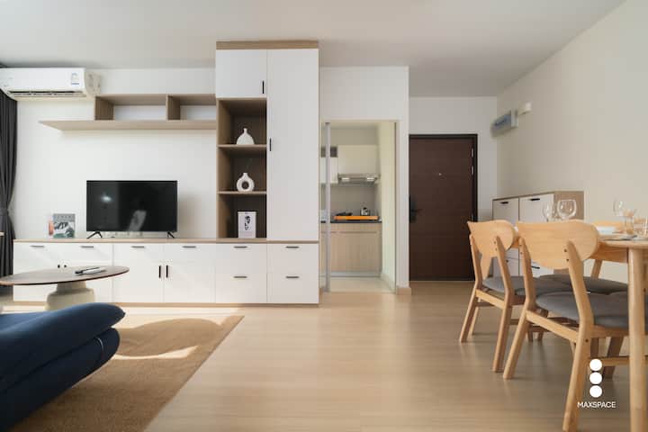 Large&bright 2br W/olympic Pool & Sunbath Near Mrt - Bangkok