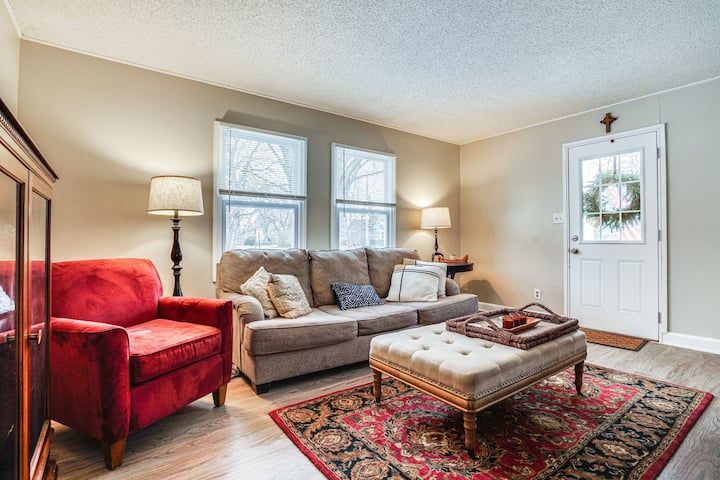 Cozy Rambler 3 Blocks From The Saint Croix River - Hudson, WI