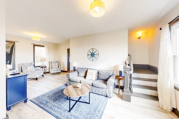 Renovated 5br Dog Friendly | Deck - Boothbay Harbor, ME