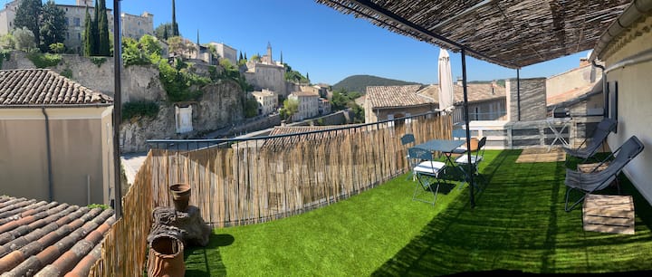 Studio Et Terrasse Avec Vue Sur La Haute Ville - Vaison-la-Romaine