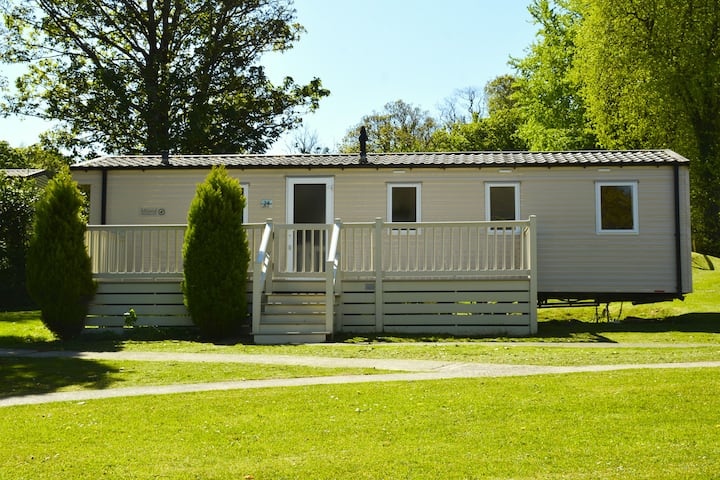 New Listing: 6 Berth Static Caravan - Clovelly