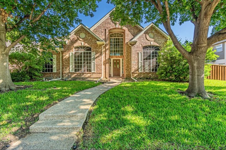 Plano Home With Pool, Quiet Neighborhood! - Allen, TX